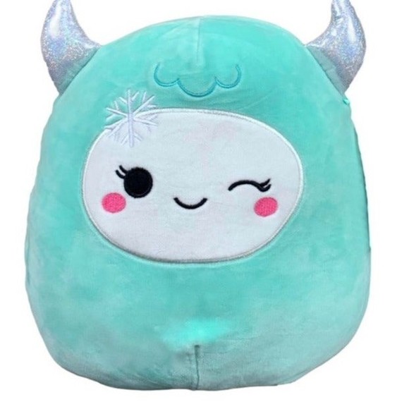 Squishmallows | Toys | Squishmallow Christmas Winter Plush Yollie The ...